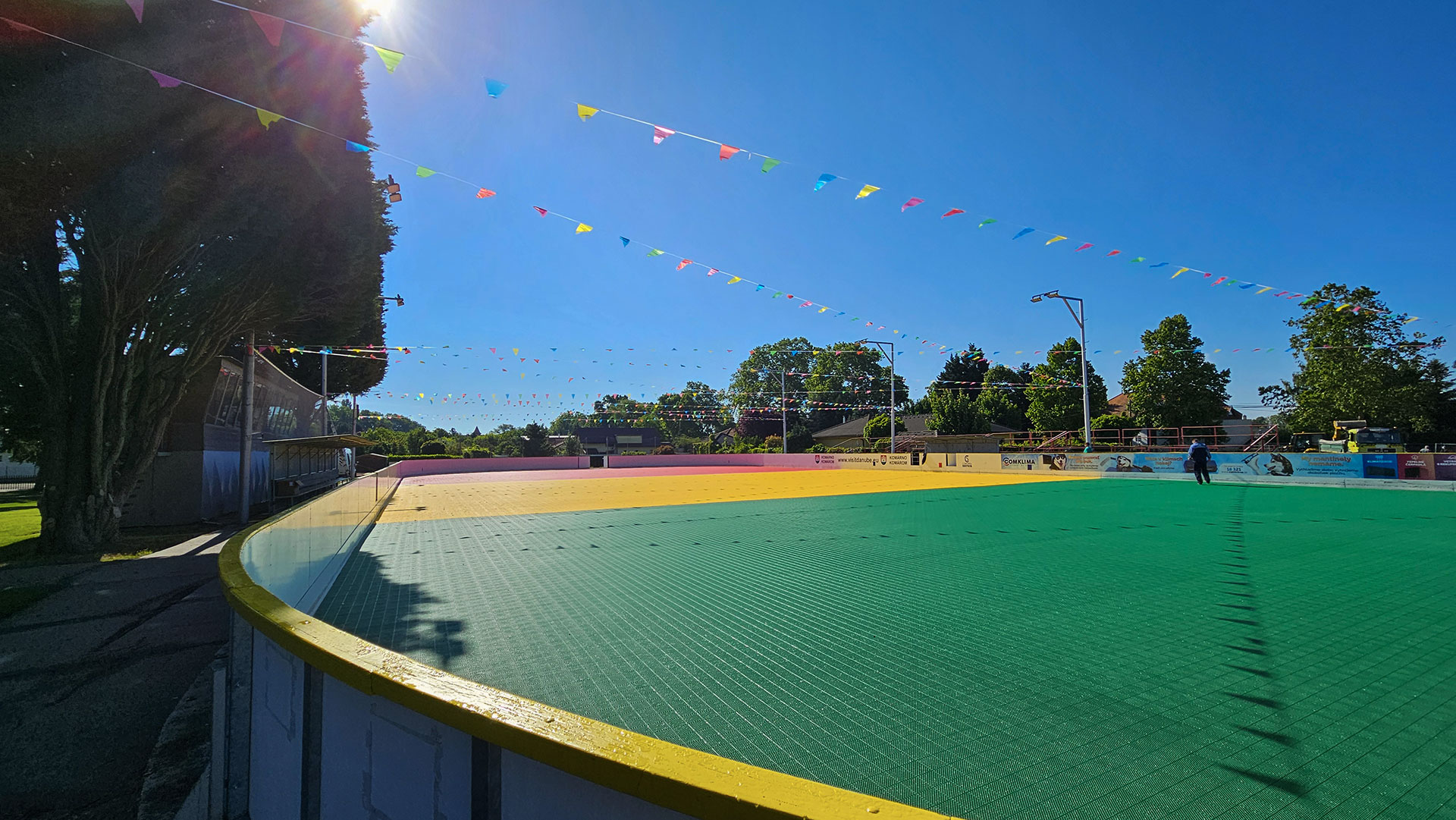 Neon Rollers Multisport Park - Comorra Servis